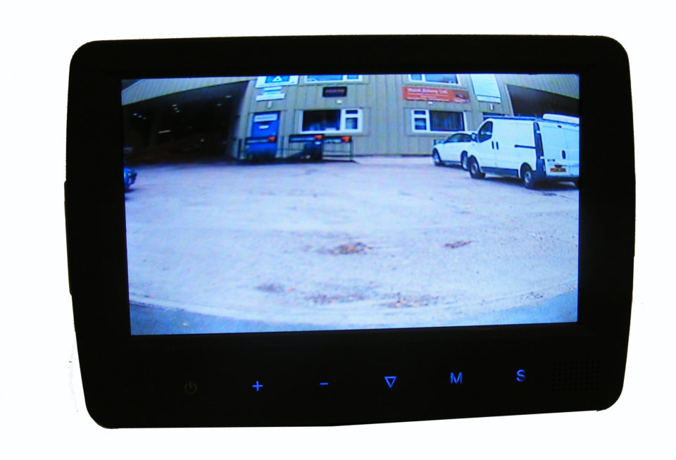 M-755 Waterproof Monitor 7" | High Quality Monitor | Vision UK